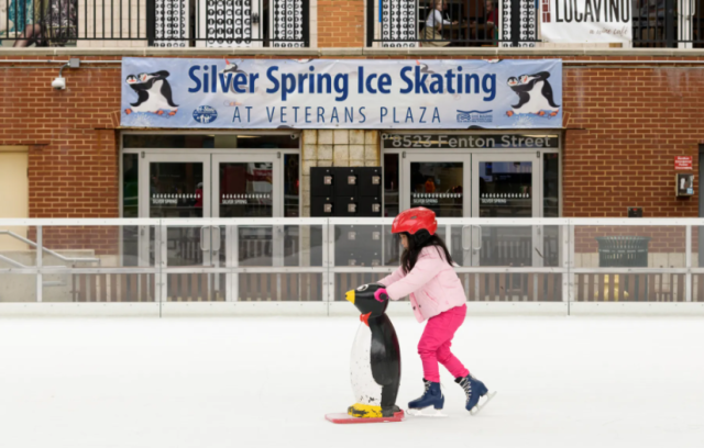 Silver Spring Outdoor Ice Skating Rink: Regal & Rink Deals | Downtown ...